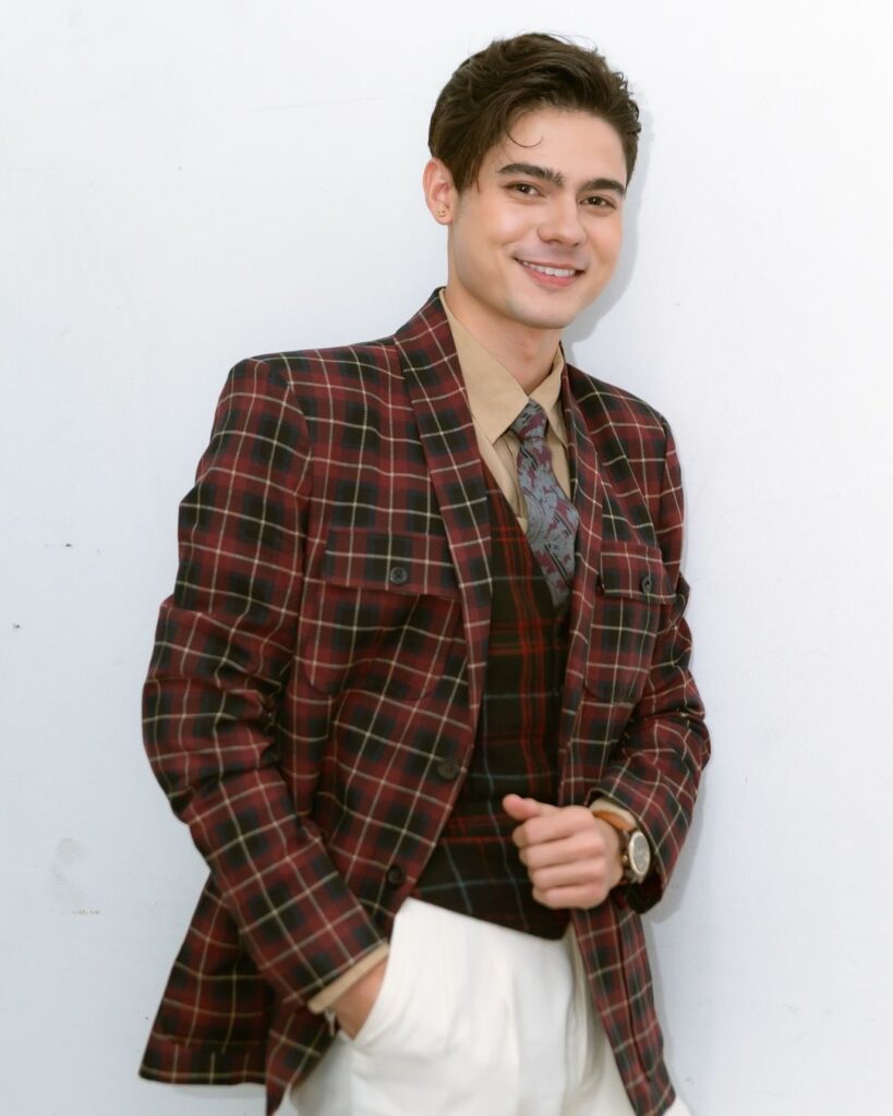 AKTOR DAN AKTRIS KRISTEN THAILAND | STAND TO JESUS